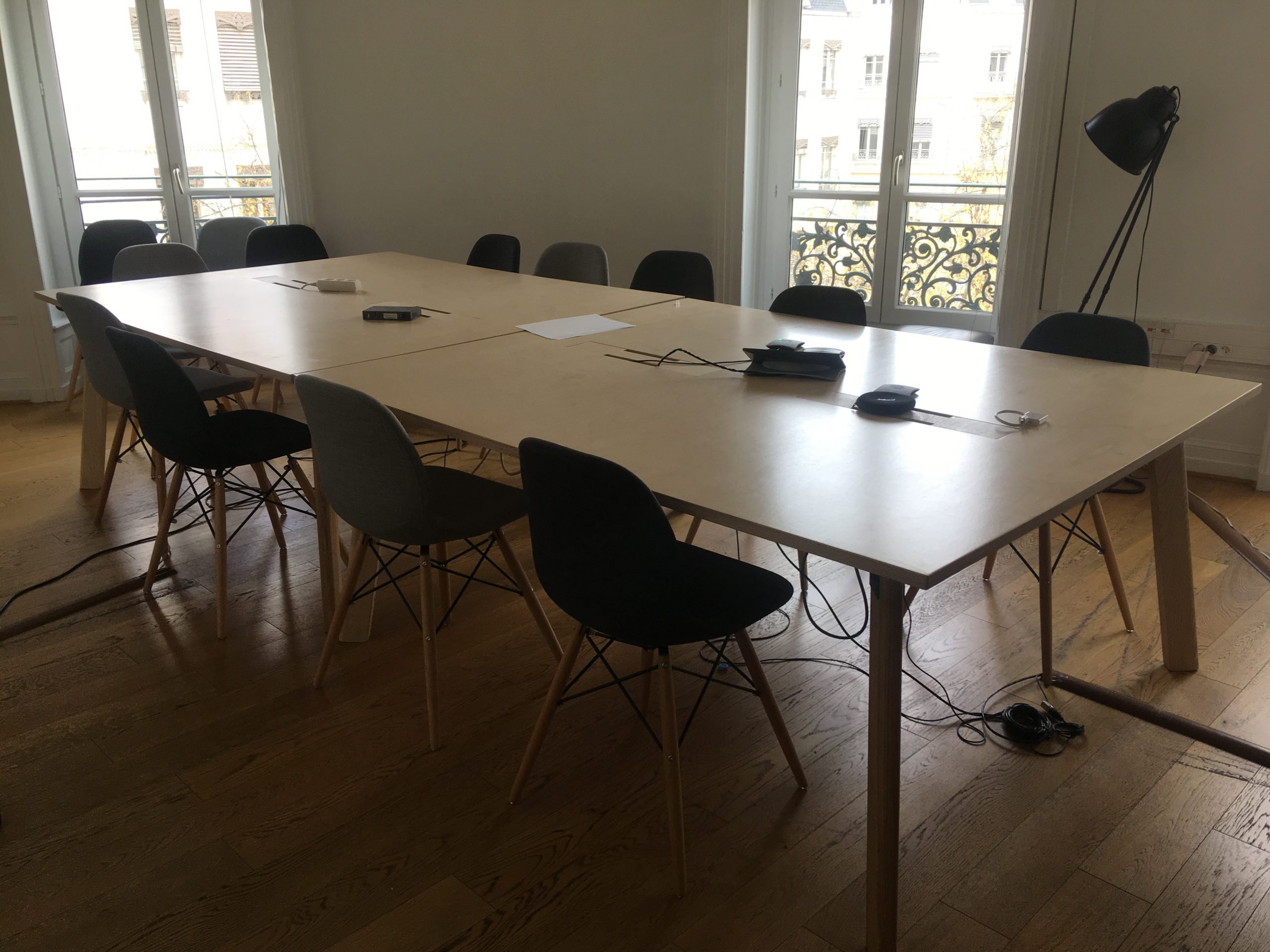 Tables et bureaux - La Fabrique | Mobilier Art Agencement et Scénographie